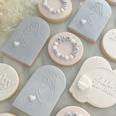 29+ *Adorable* Pregnancy Announcement Cookies To Inspire You