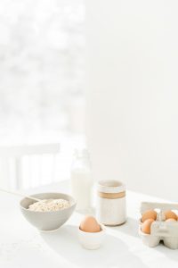 The *Essential* Postpartum Grocery List (+21 Easy Postpartum Meals)