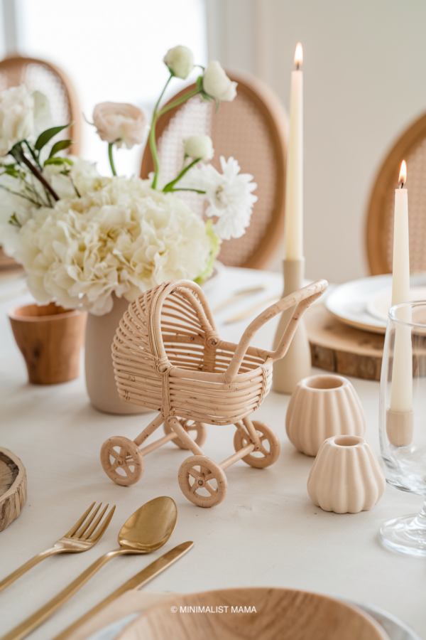 25+ *Gorgeous* Baby Shower Centerpieces You Need To See