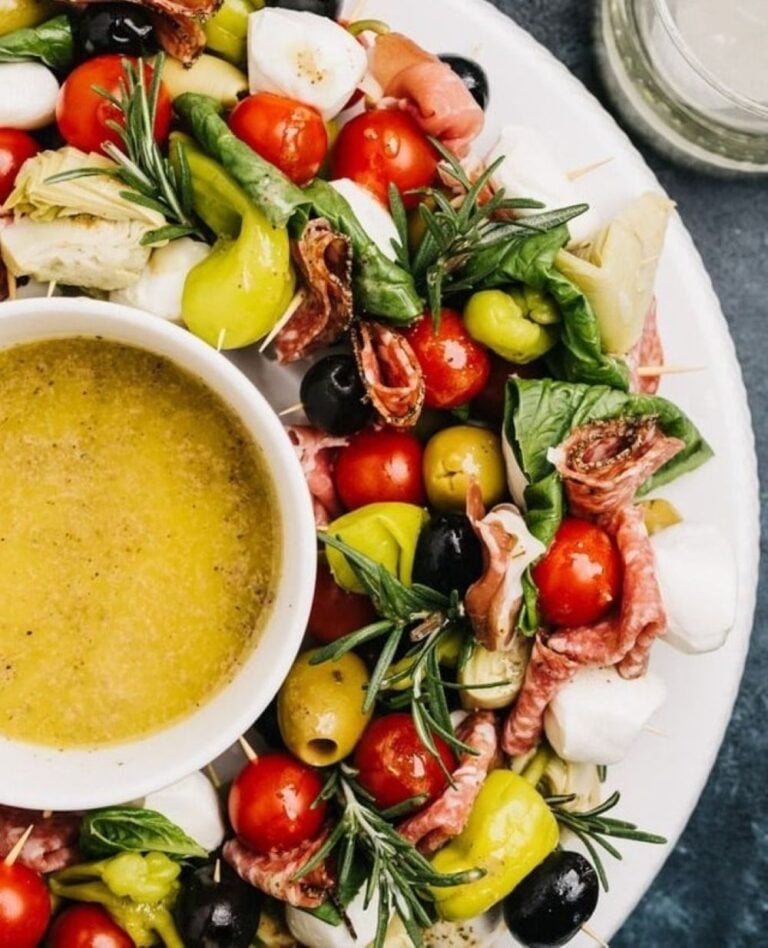 15+ Baby Shower Bites So Cute Guests Won’t Know Whether to Eat Them or ...